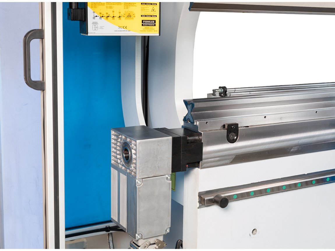 AHK V 30175 CNC - Delem DA58 2D TX - Presse plieuse | KNUTH Machine Tools